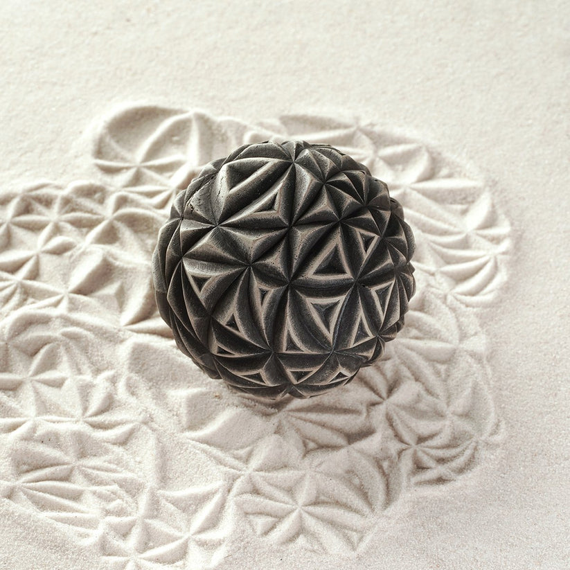 XXL Triangles | Sand Sphere – Olander Earthworks